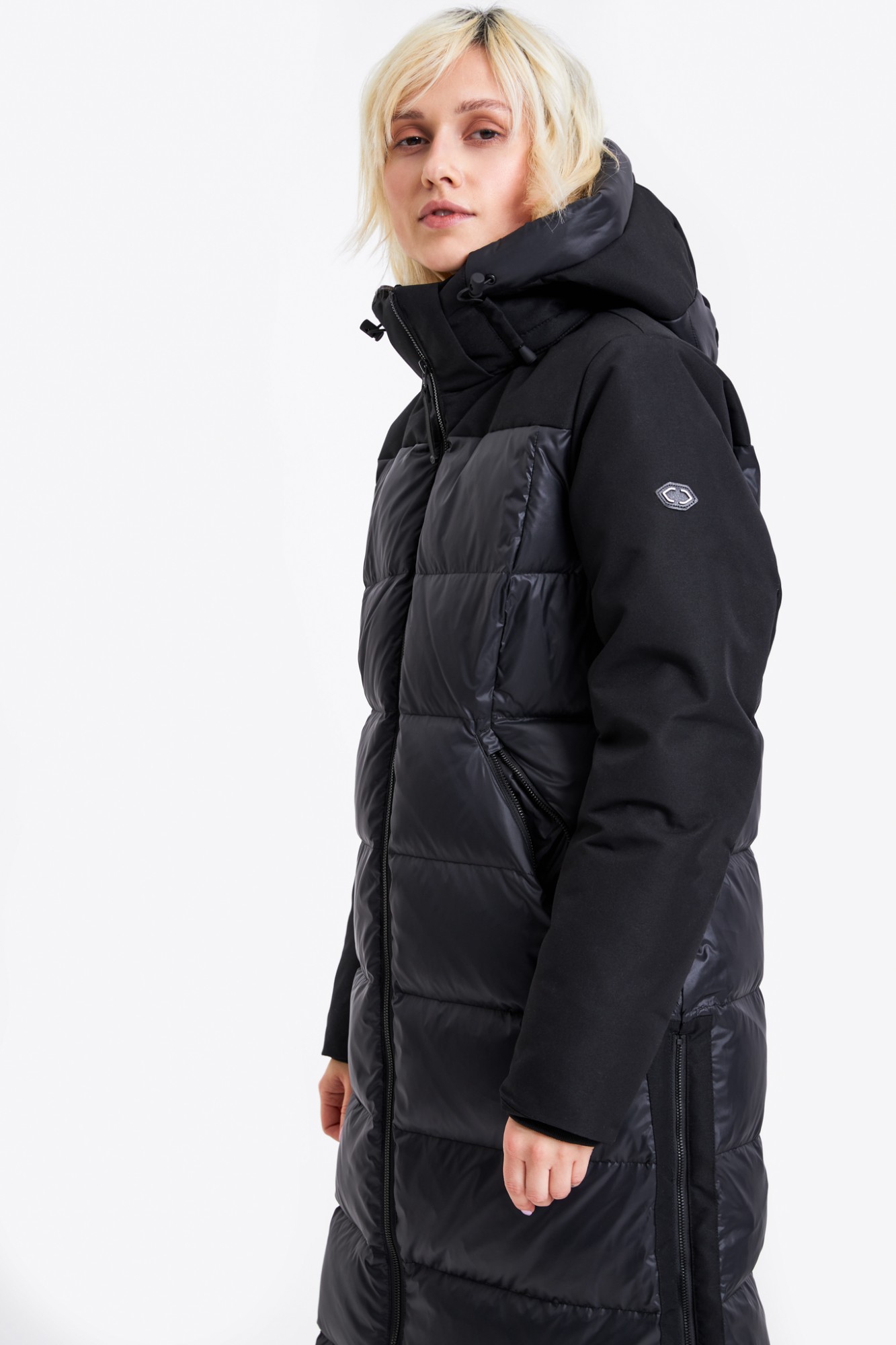 Ilgas pūkinis paltas su 5 000 membrana | Audimas