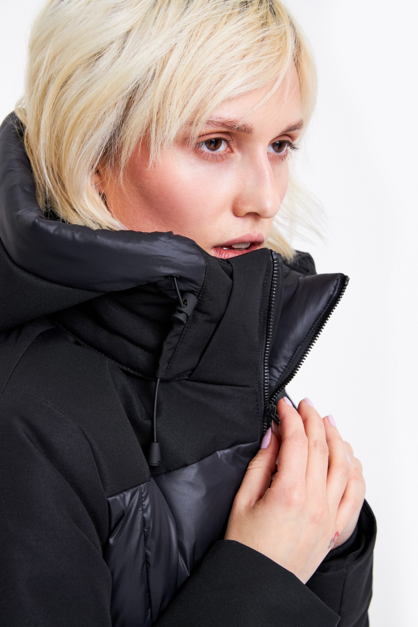 Ilgas pūkinis paltas su 5 000 membrana | Audimas