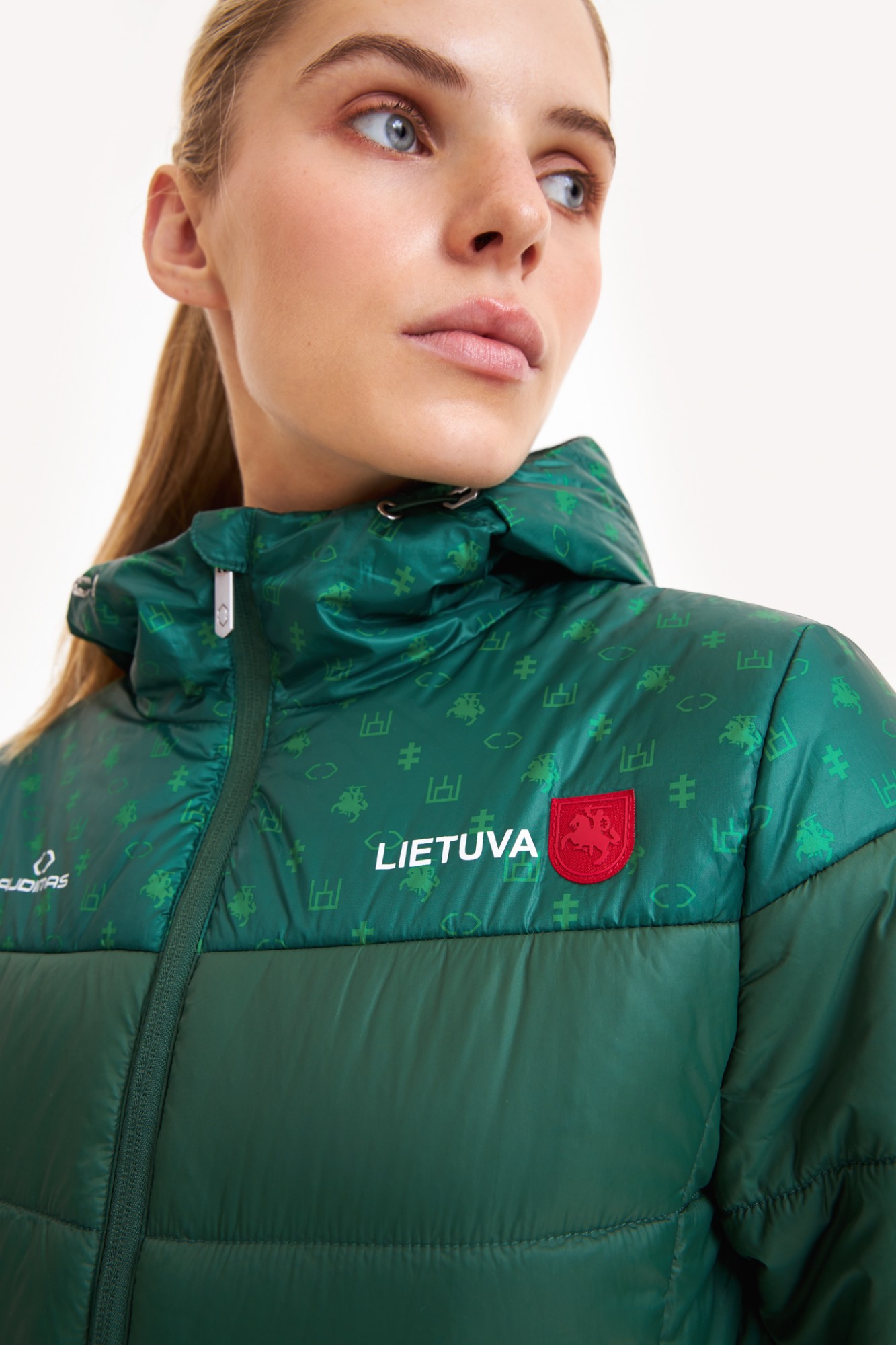 Striukė su sintetiniu pašiltinimu | Audimas