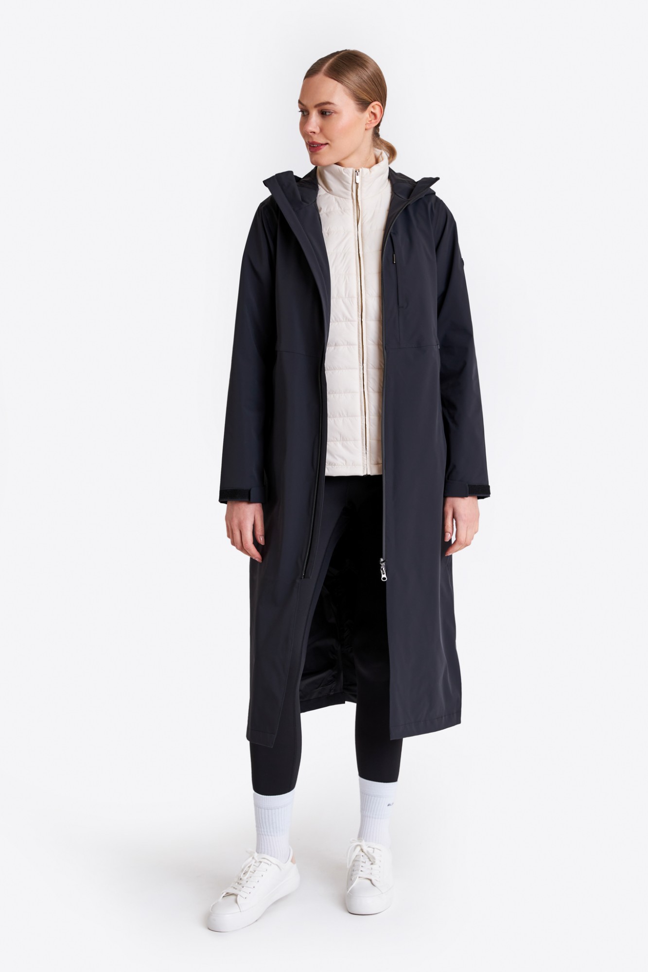 Nuo lietaus apsaugantis ilgas paltas su 20 000 membrana | Audimas